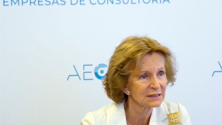 Elena Salgado, exministra de Economía, nueva consejera de Saba ...