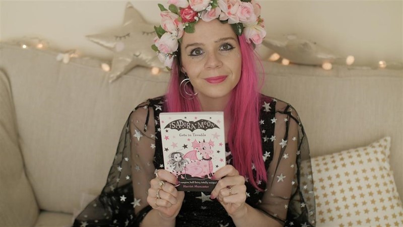 Harriet Muncaster y el profundo mensaje para los niños con Isadora Moon ...