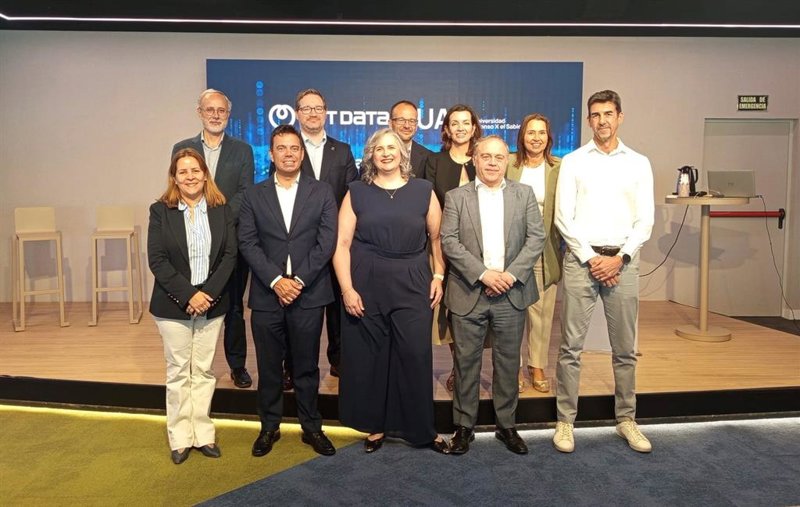 Economía.- NTT Data y UAX se alían para formar a universitarios en IA ...